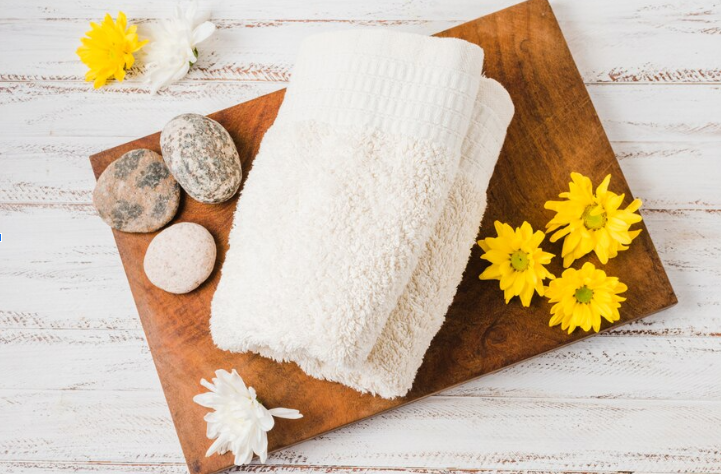 Gold Textiles: White Towels in Bulk for Quality & Durability